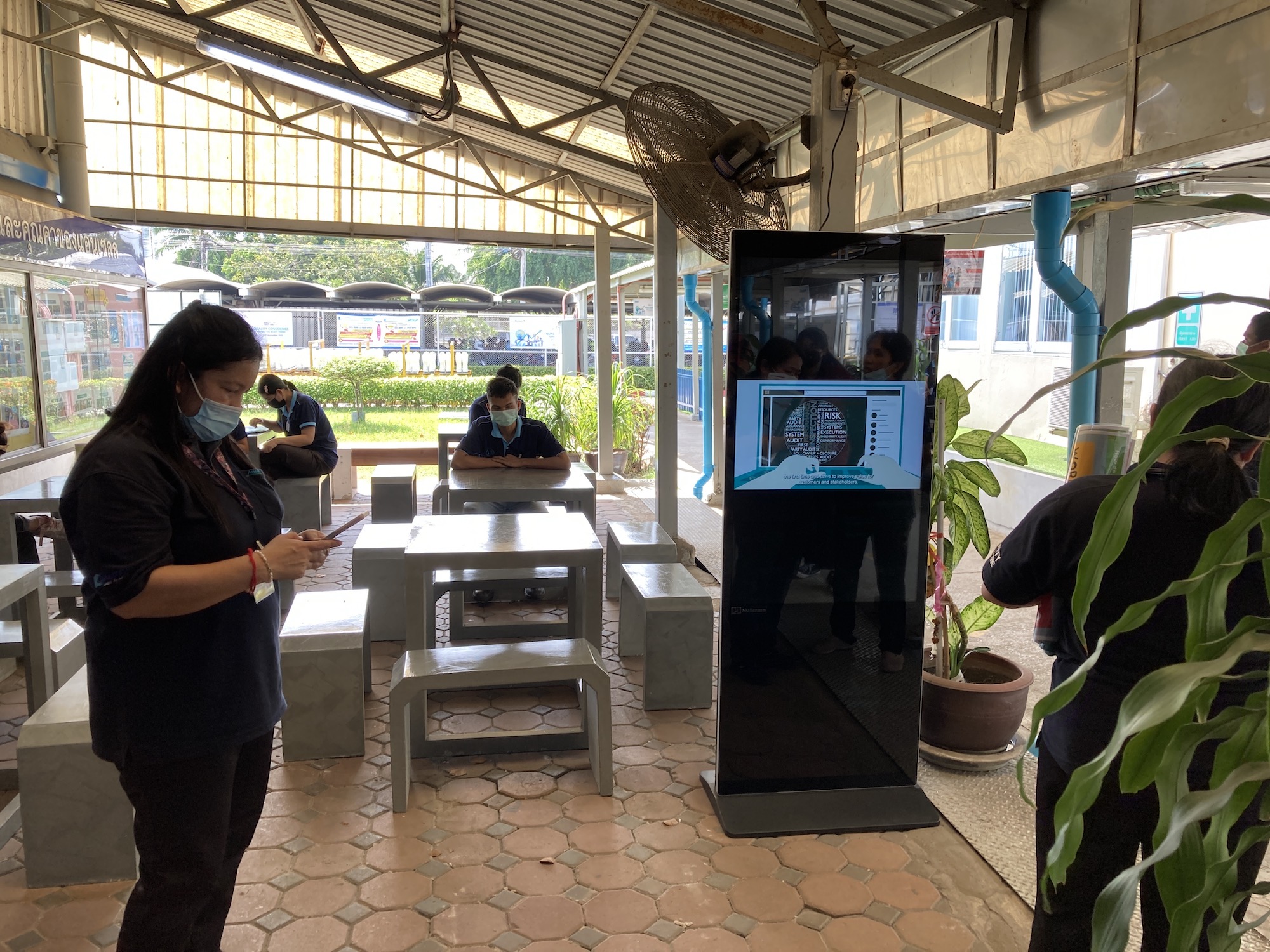 Signage Store | รายละเอียดงานติดตั้ง